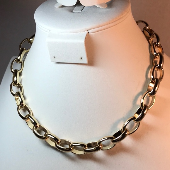 Jewelry | Interlocking Chain Necklace In Gold Tone 16 In Total Length ...